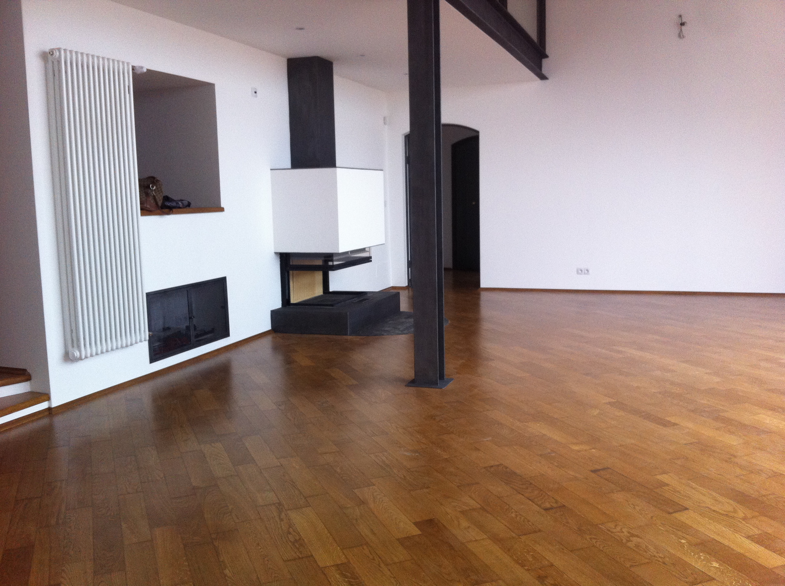 Renovace a broušení dřevěných masivních podlah a parket | Hornat ...